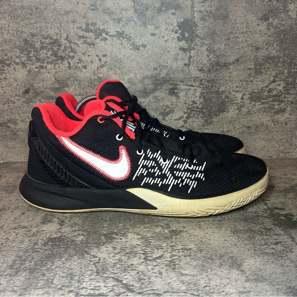 Nike | Shoes | Nike Kyrie Flytrap 2 Basketball Shoes Ao443608 Mens Sz 3 Redblack | Poshmark